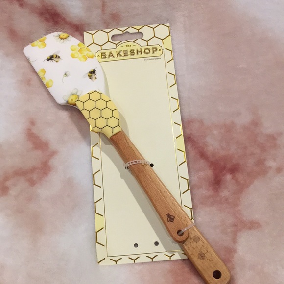 the bakeshop by masterclass | Kitchen | Honey Bee Spatula Bake Set By ...